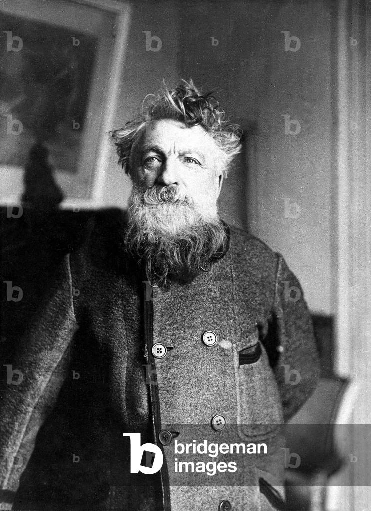 Image of French sculptor Auguste Rodin (1840-1917) c. 1905