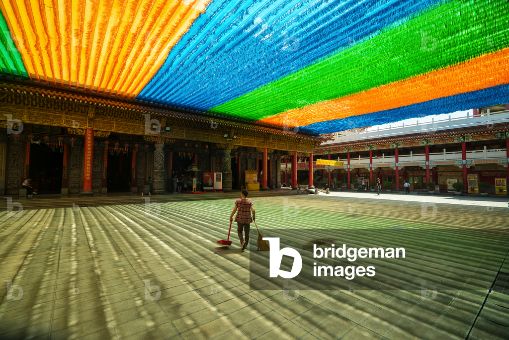 Image of Lu Erh Men Temple: Biggest, richest temple in Taiwan dedicated ...