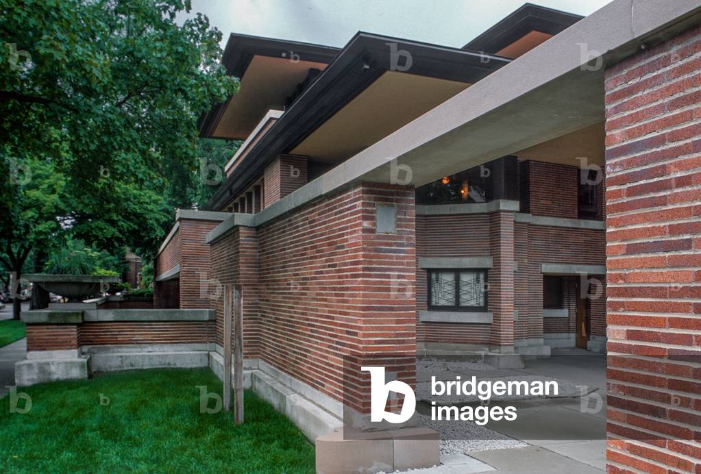 Robie House Entrance ORGANIC ARCHITECTURE
