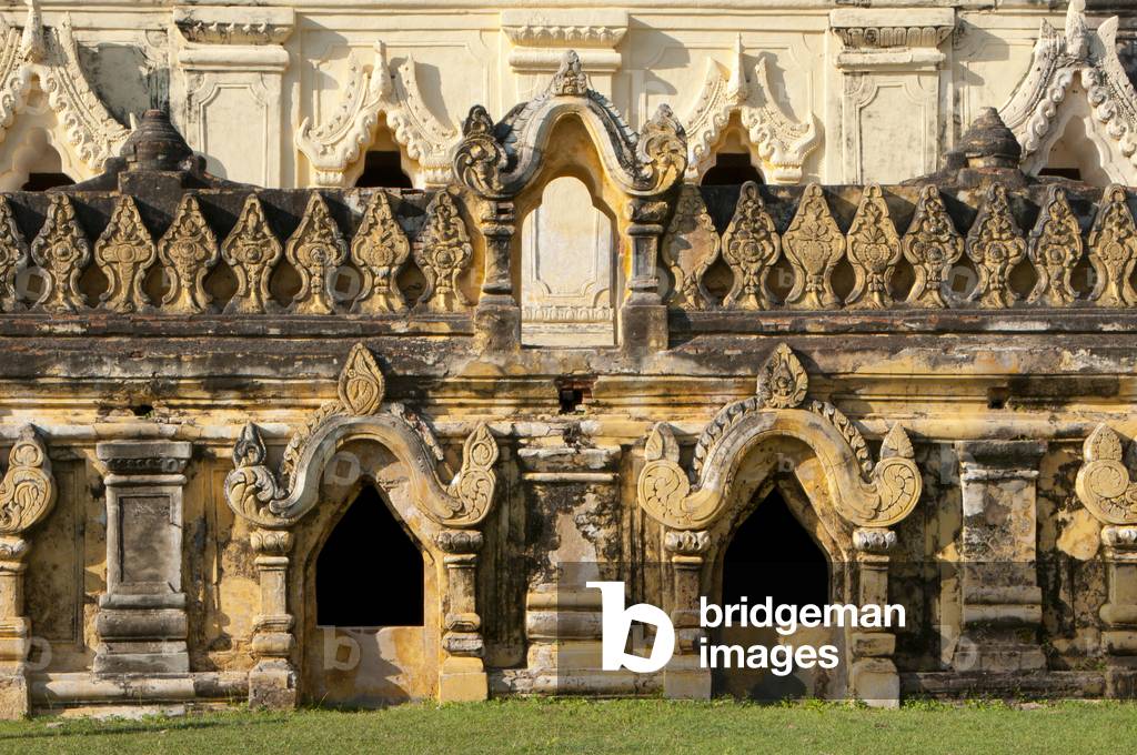 Image of Burma / Myanmar: Maha Aungmye Bonzan Monastery also known as