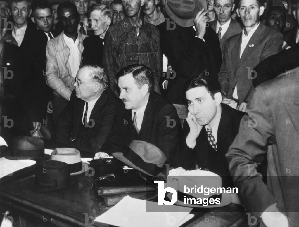 Image of American Communists stuck in court during the 1936 election ...