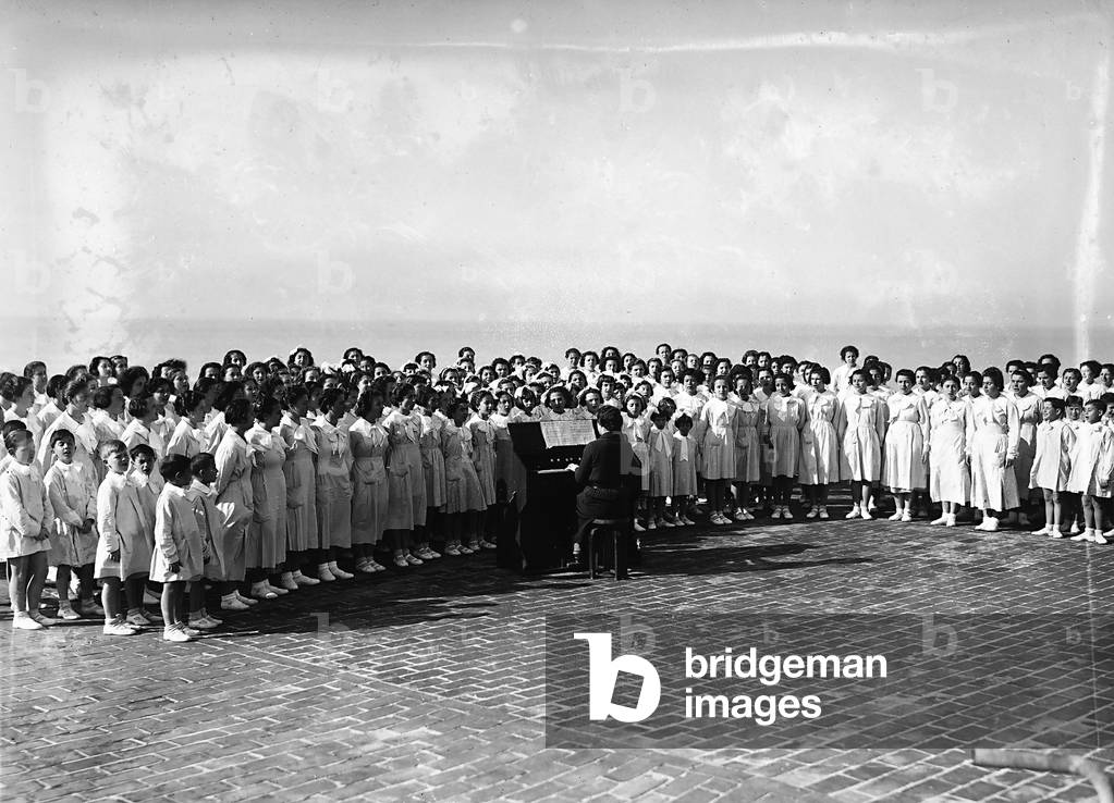 Image of Villa Rosa Maltoni Mussolini: group of girls practicing a song ...