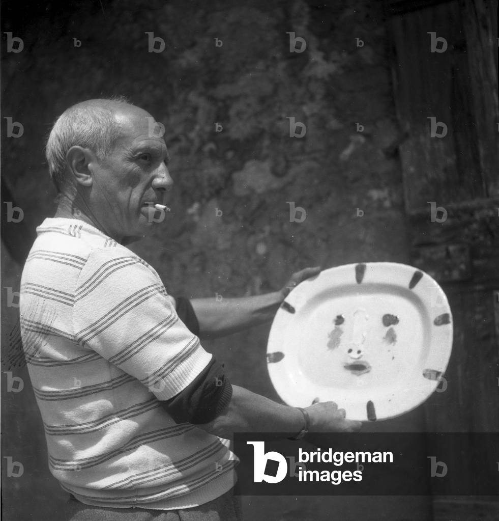 Image of Pablo Picasso (b/w photo) by Picasso, Pablo (1881-1973)