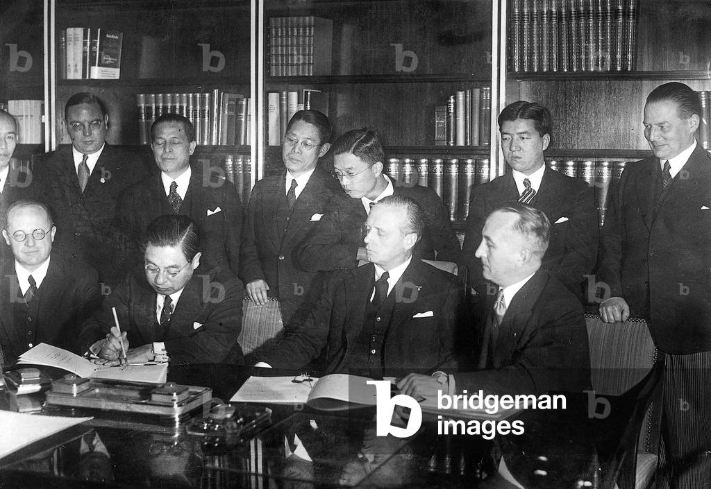 Ribbentrop, Oshima, Mushakoji in signing the Anti-Comintern Pact, 1936 ...