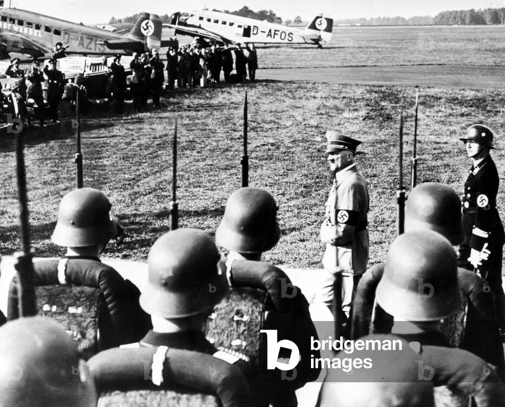 Image of SS Bodyguard Regiment 'Adolf Hitler' receives Hitler at the ...