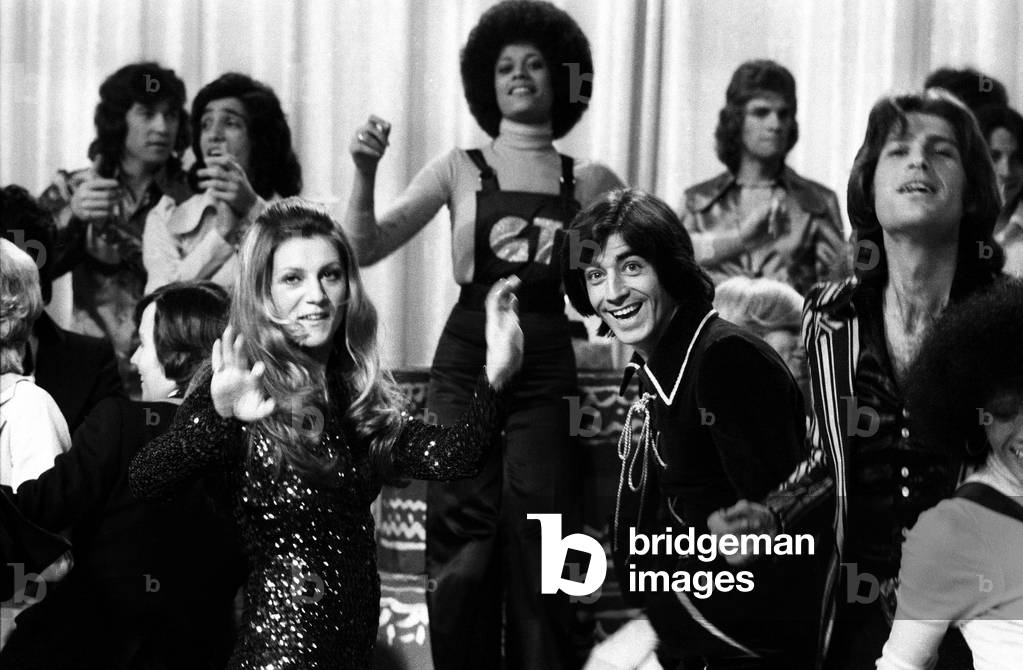 Image of French Singer Sheila celebrating her 10 years of concerts with