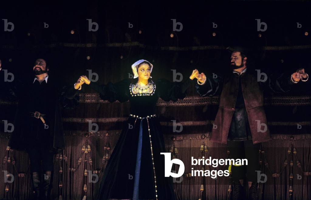 Image of Antonio Savastano, Carlo del Bosco and Cecilia Gasdia in Anna