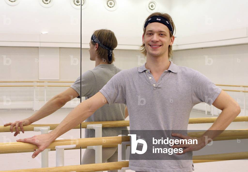 Image of Rupert Pennefather at Royal Ballet studio (photo) by Conway ...