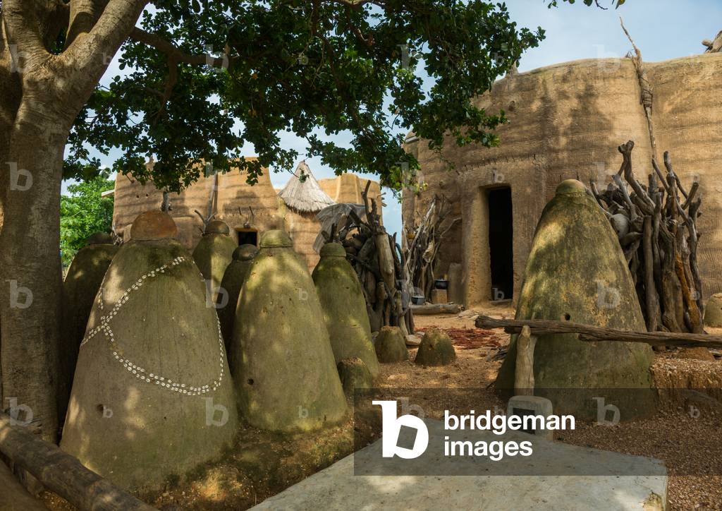 Image of Benin, Boukoumbé, voodoo altars from the traditional tata ...