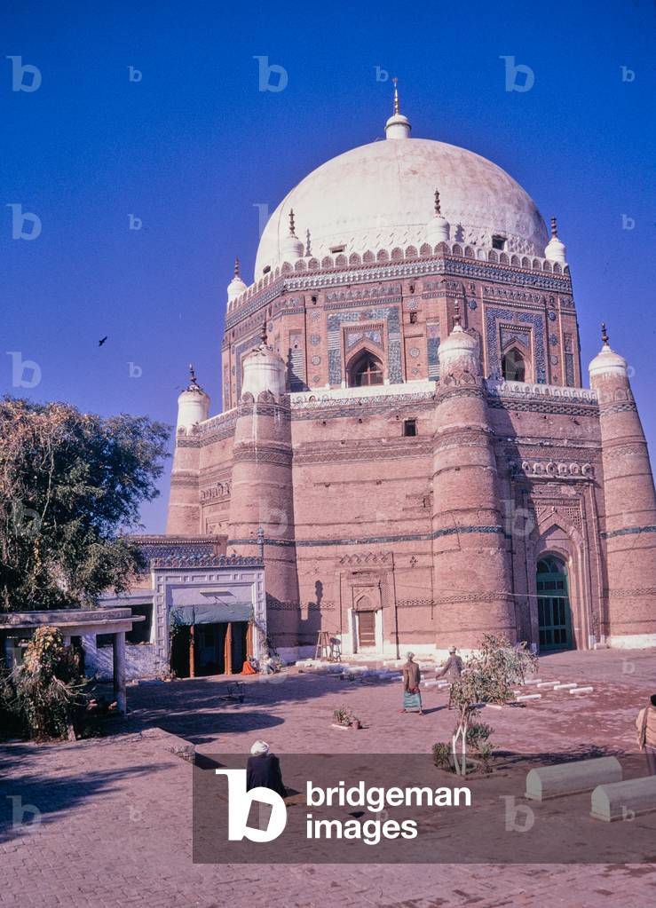 Image of Tomb of Shah Rukn-e-Alam, Multan, Pakistan; Tughluq ...