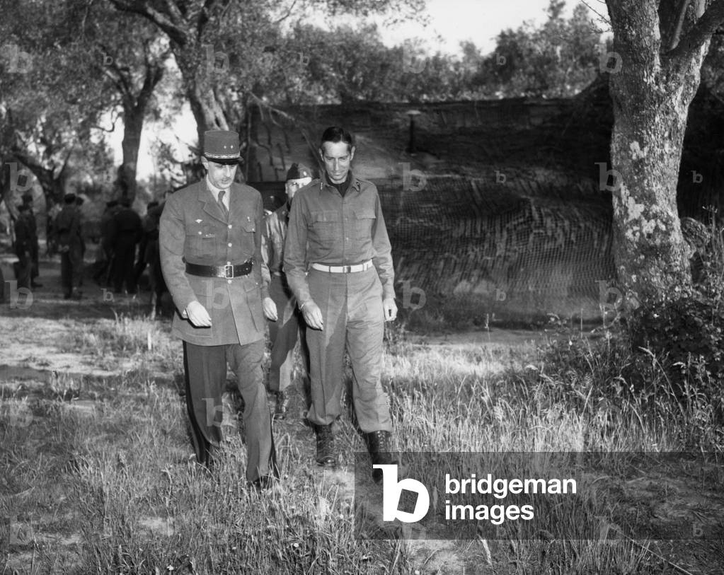 Image of French General Charles de Gaulle and General Mark W. Clark,