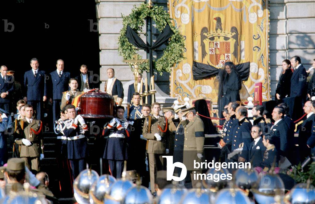 Image of Funeral of Spanish dictator Francisco Franco (1892-1975) in ...