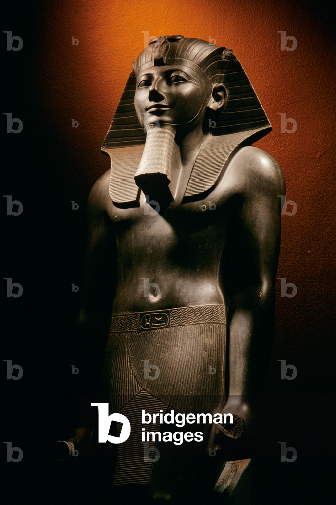 Image of Thutmosis III, Thutmose III, Tuthmose III, statue, Luxor ...