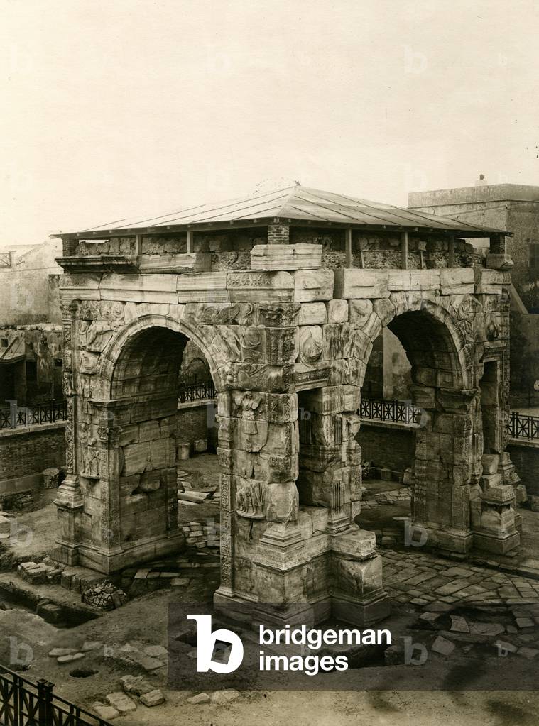 Image of Marcus Aurelius arch after its restorations, Tripoli, Libya ...