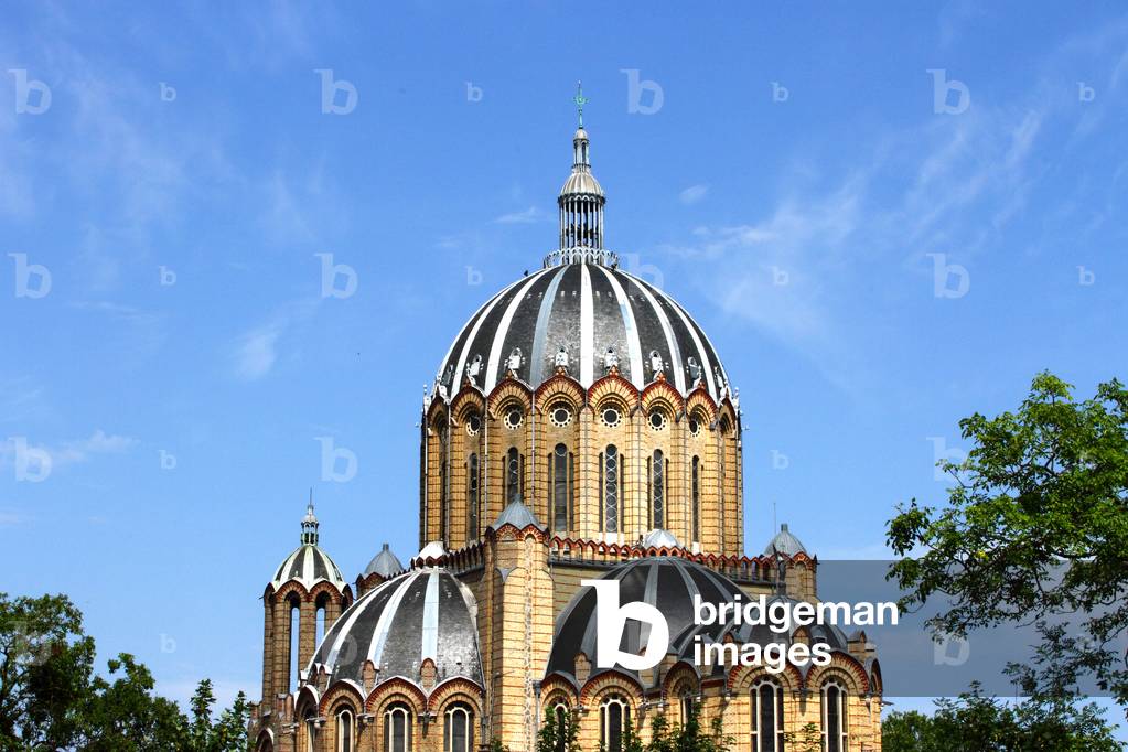 Image of Neo-Byzantine architecture, Basilica Sainte-Clotilde, Reims ...
