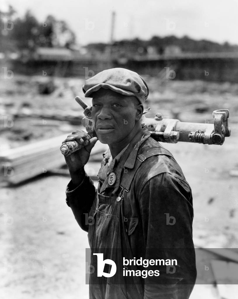 Image of African American laborer at Wheeler Dam, Alabama, 1930s