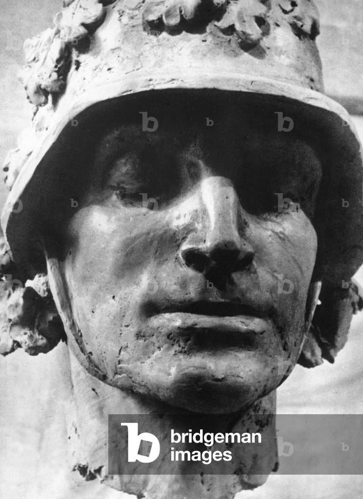 Image of Soldier sculpture by Kurt Zimmermann, 1941 (b/w photo)