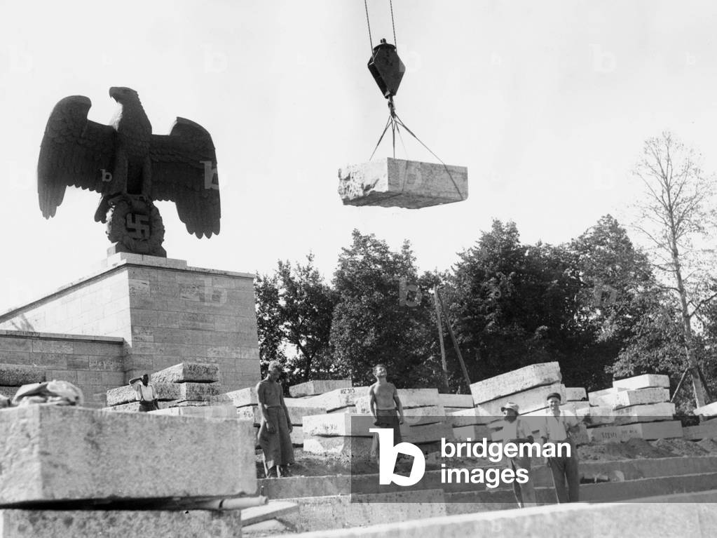 Image of Construction work in the Luitpoldarena on the Nazi party rally