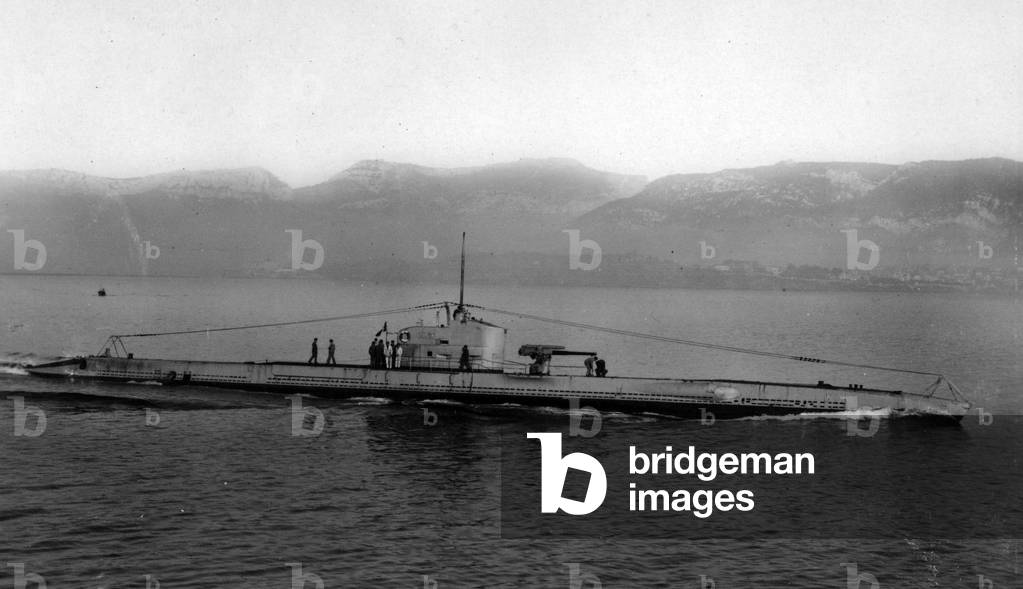 Image of French submarine Circe, 1930s. Photograph.