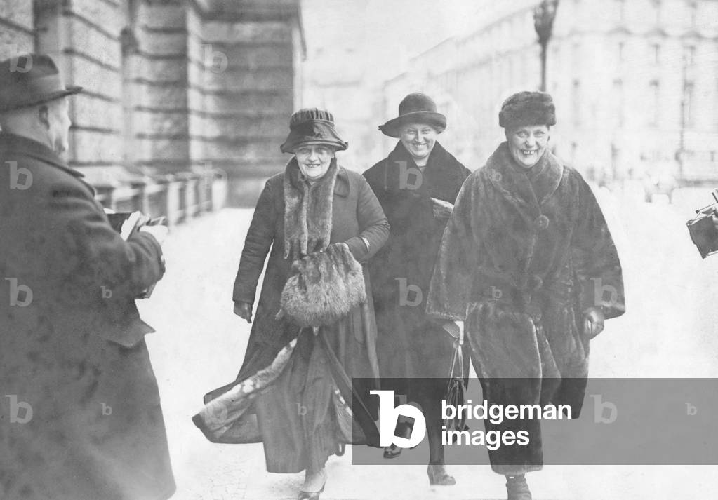 Image of Members of the Reichstag, 1925 (b/w photo)