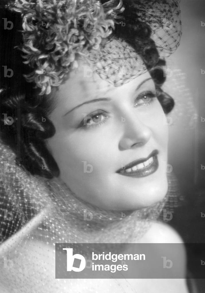 Image of Olga Chekhova, 1939 (b/w photo)