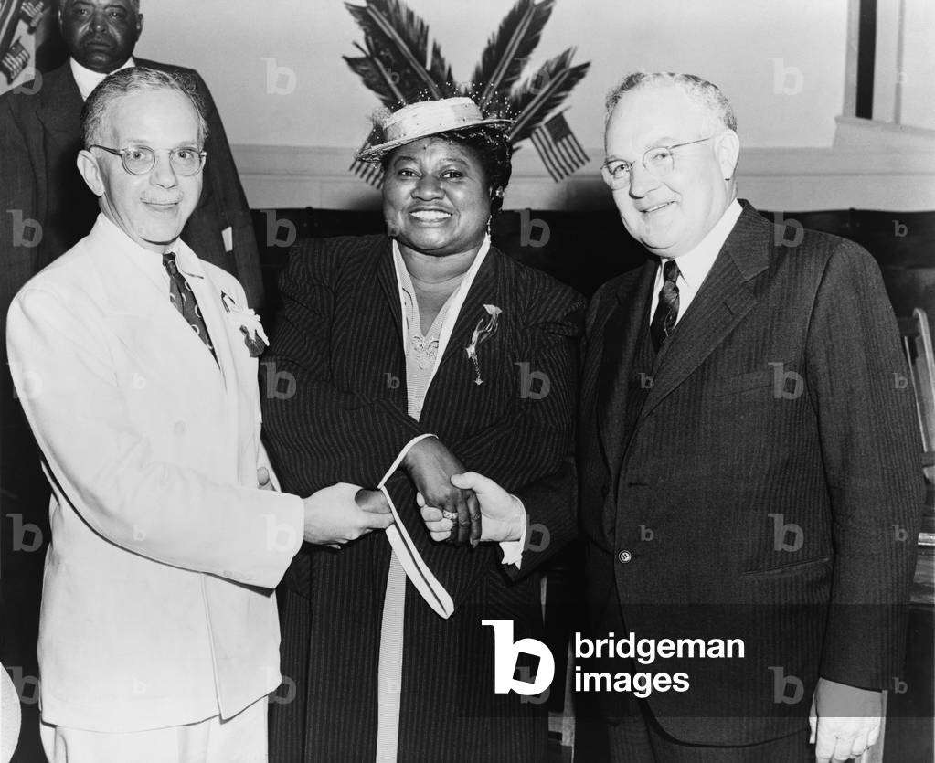 Image of Hattie McDaniel (1895-1952), shaking hands with NAACP leaders ...