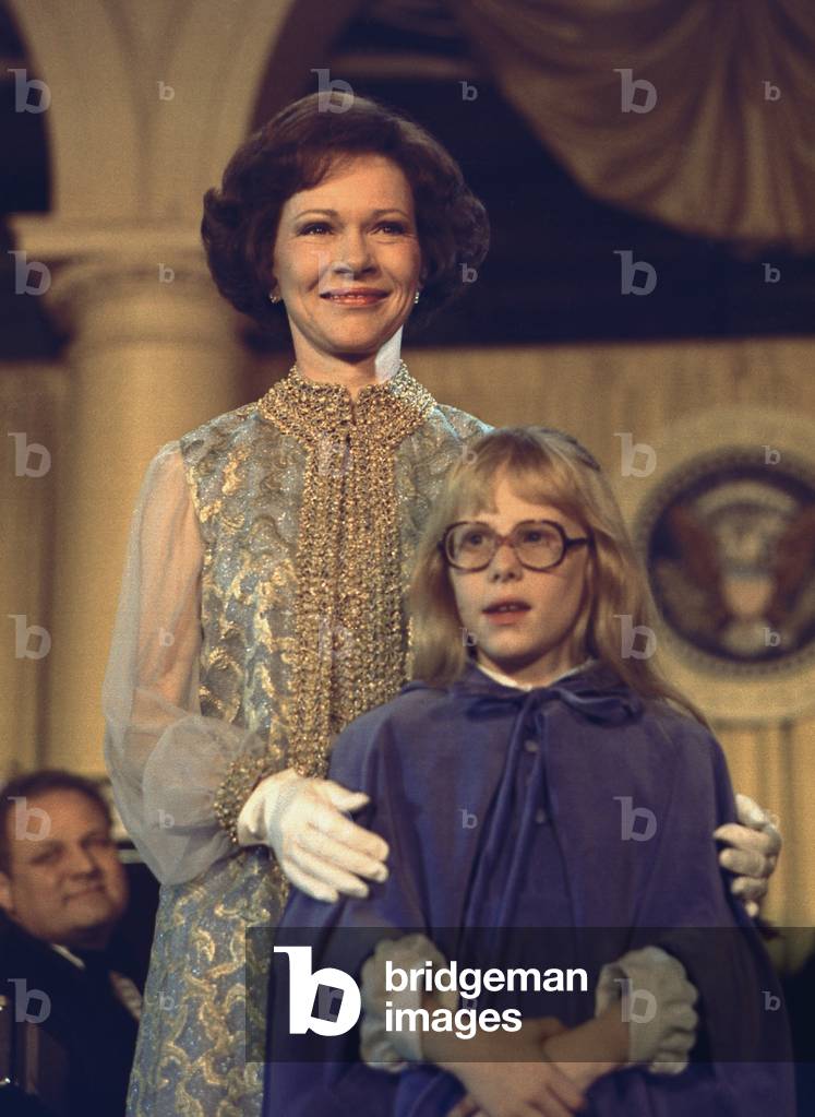 Image of First Lady Rosalynn Carter and 10 year old daughter Amy