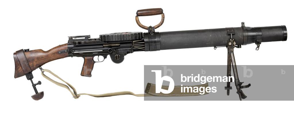 Image of Centrefire automatic light machine gun, 1915 (photo) by ...