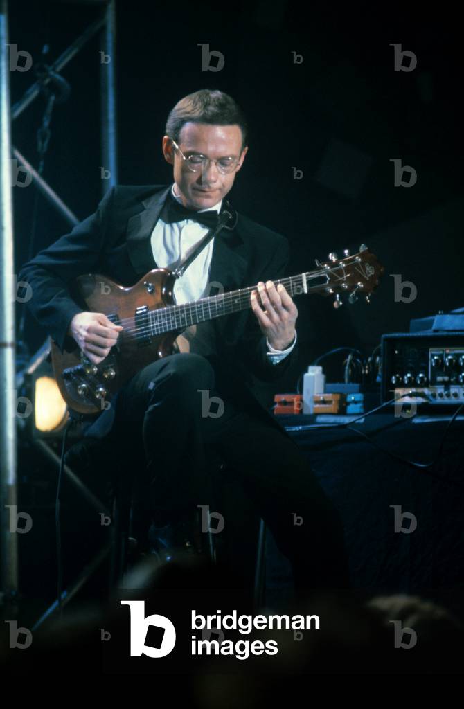 Image of King Crimson (Robert Fripp), 1982 (photo)