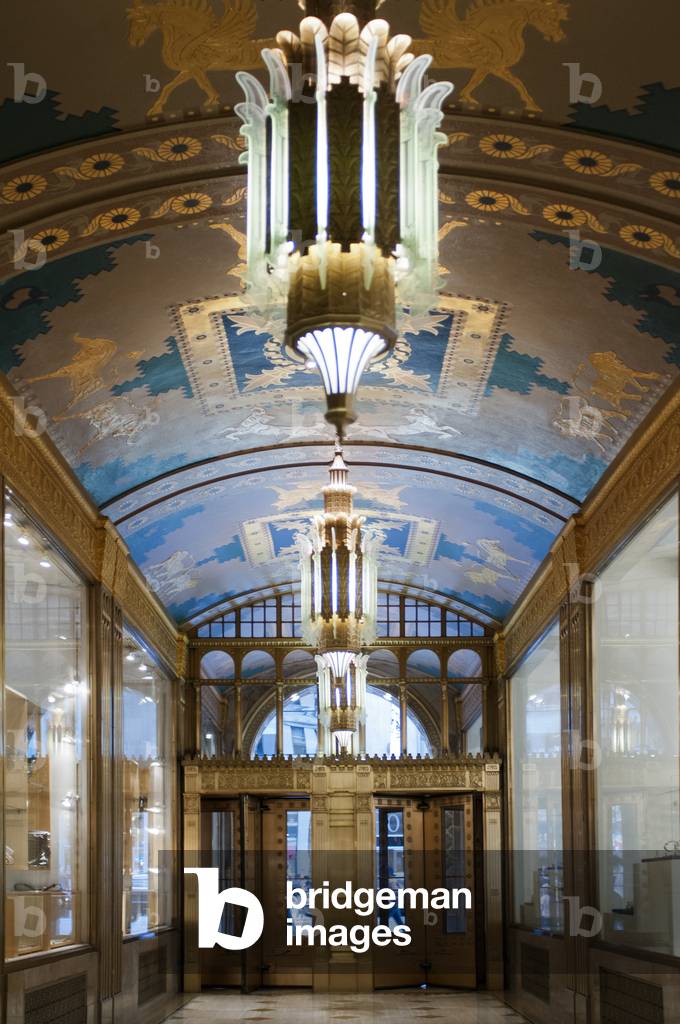 Image of Fred F. French Building, Fifth Avenue, New York City (photo)