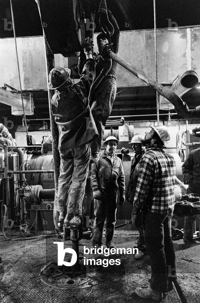Image of Marathon Oil Corporation exploration, drilling and extraction ...