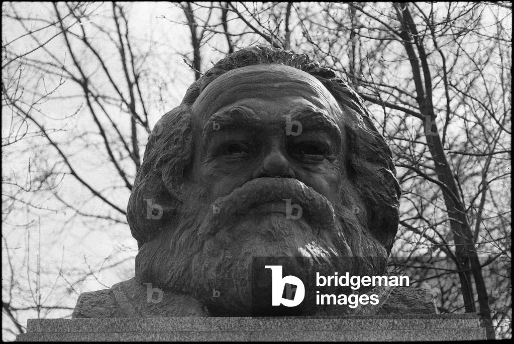 Image of Marx Memorial (b/w photo) by Yule, Paul (b.1956)