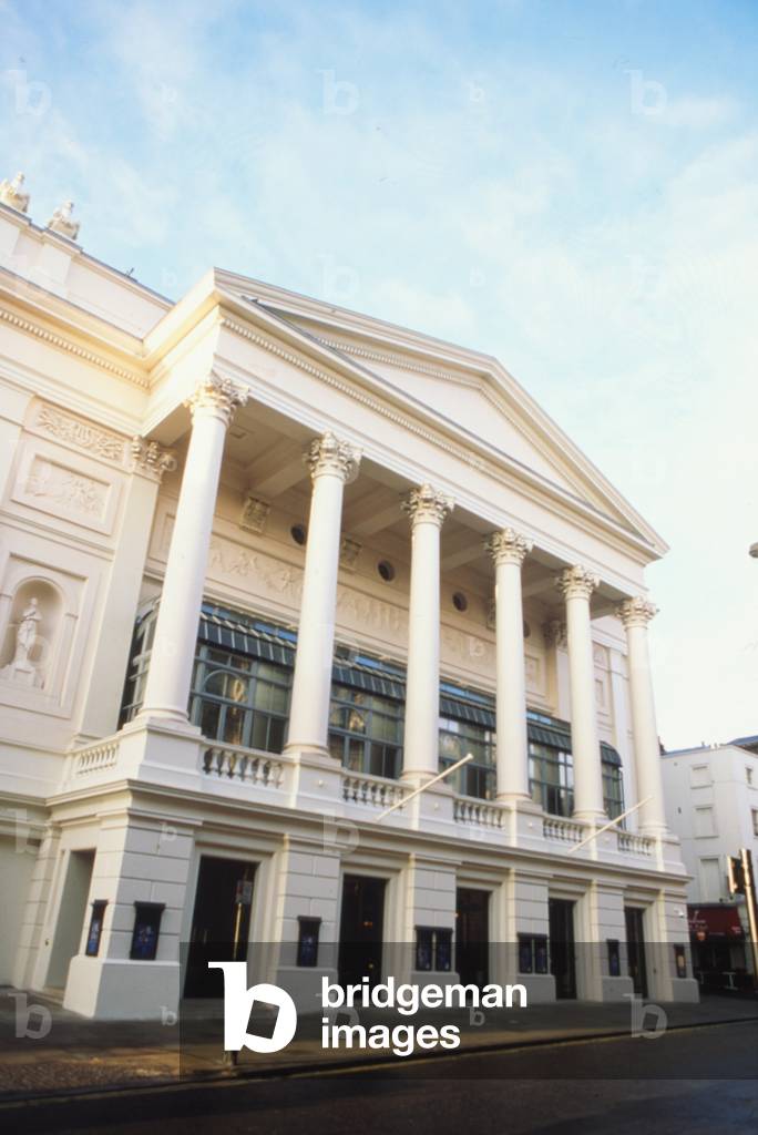 Royal Opera House exterior by