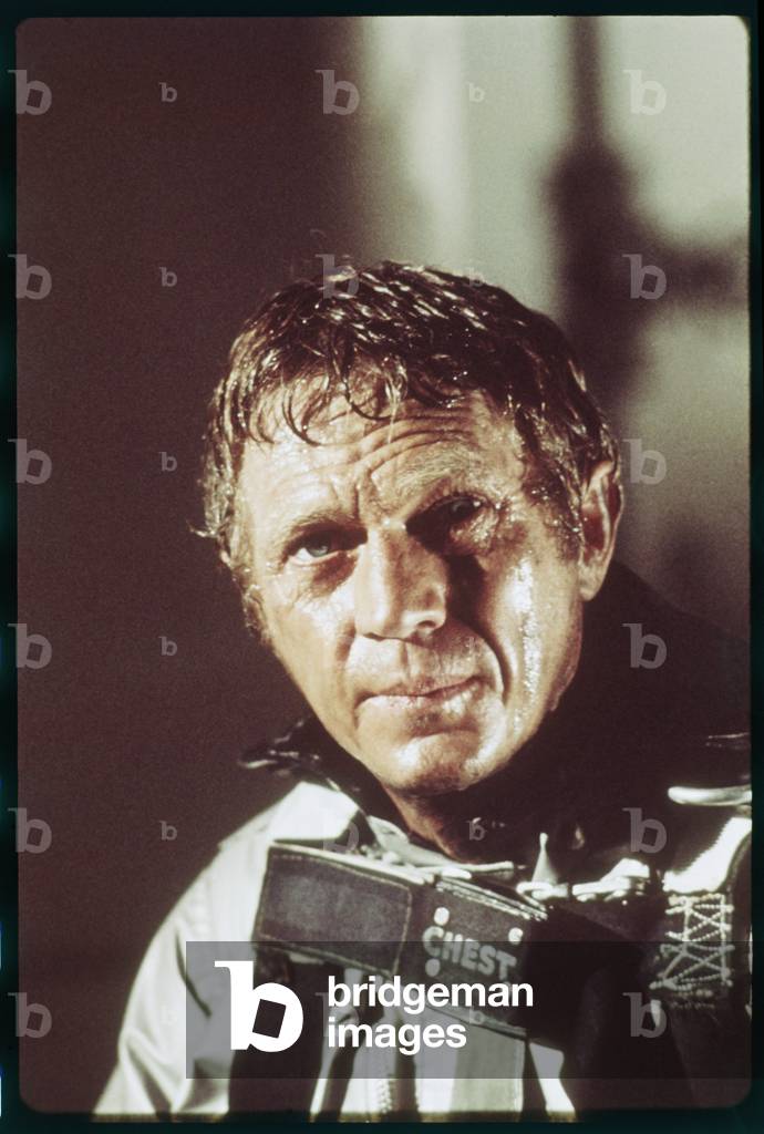 Image of Steve McQueen on set of 'The Towering Inferno', 1974 (photo ...