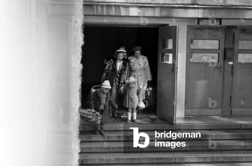 Image of Four years after the end of WW2 the Bahnhofsmission social