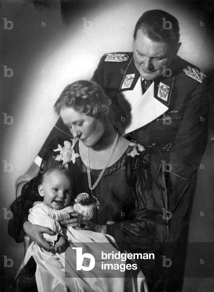 Image of Hermann Goering with wife Emmy Goering and daughter Edda 1939