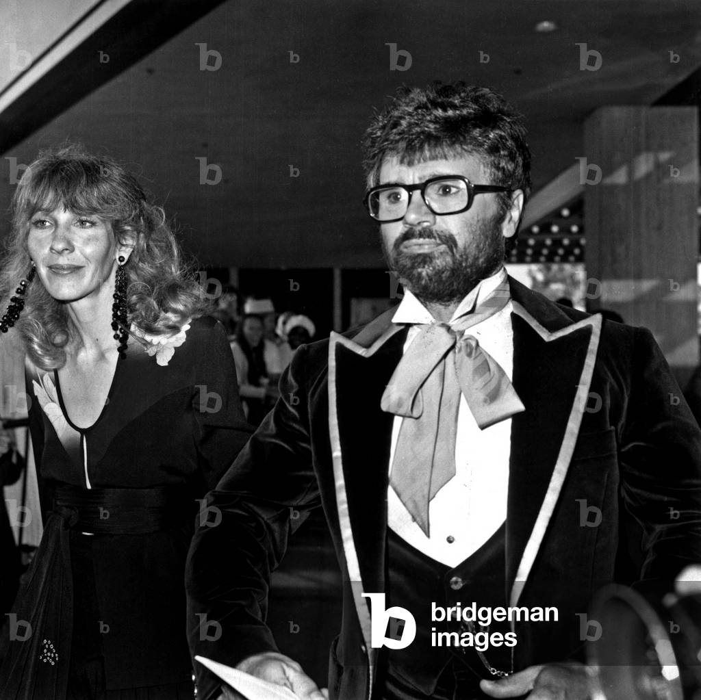 Image of Robert Blake with wife Sandra at Emmy Awards, 1976 (photo) by Unknown photographer ...