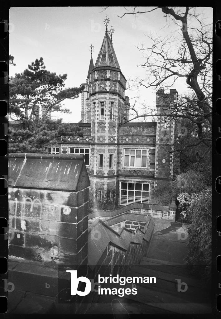 Image of An exterior view of Saltwell Tower, showing the east side