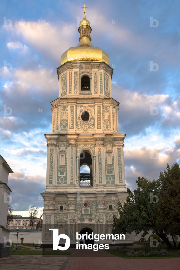 Image of 18th-century baroque clock tower at the entrance of Santa Sophia's