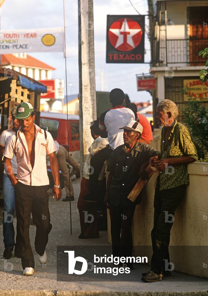 Image of Belizean men in Belze City, Belize (photo)