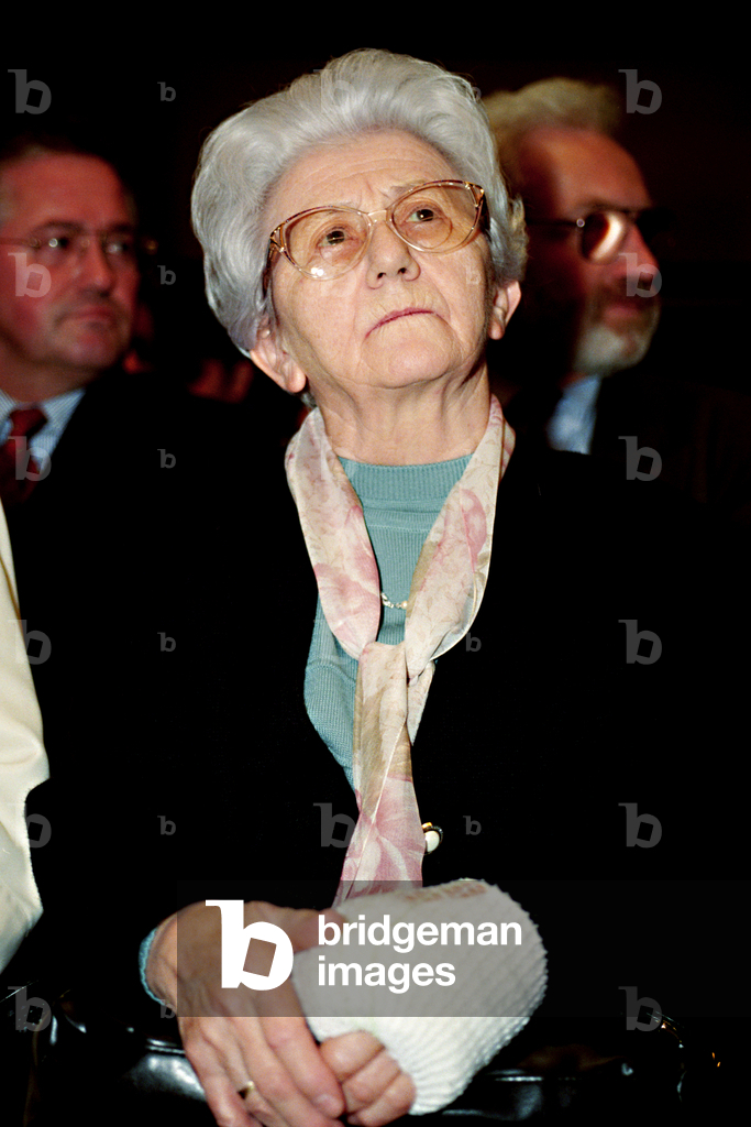 Image of Commemoration for letter bomb victims 1995 - Maria Loley, 1995