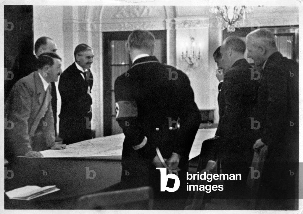 Image of Adolf Hitler and Neville Chamberlain, 1938