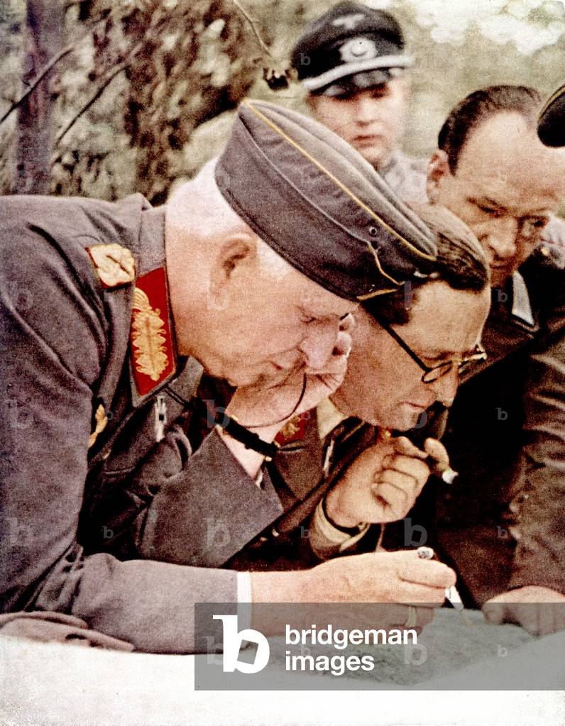 Image of german general Eric Von Manstein (1887-1973) and the officers of