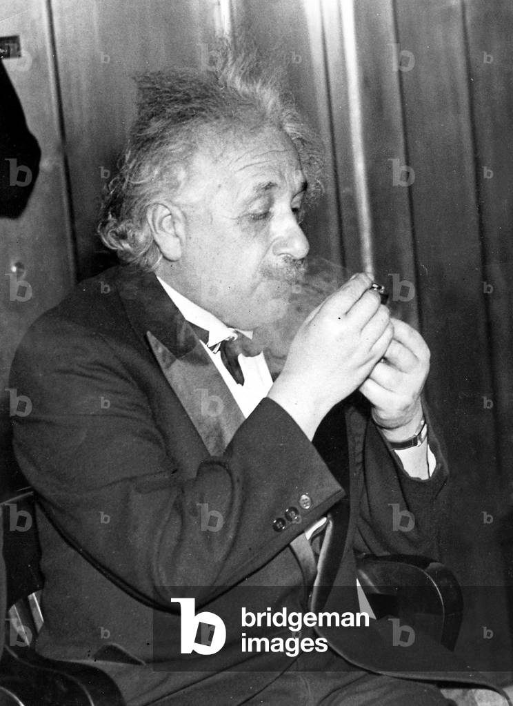 Image of Albert Einstein at the opening of the 'Museum of Science