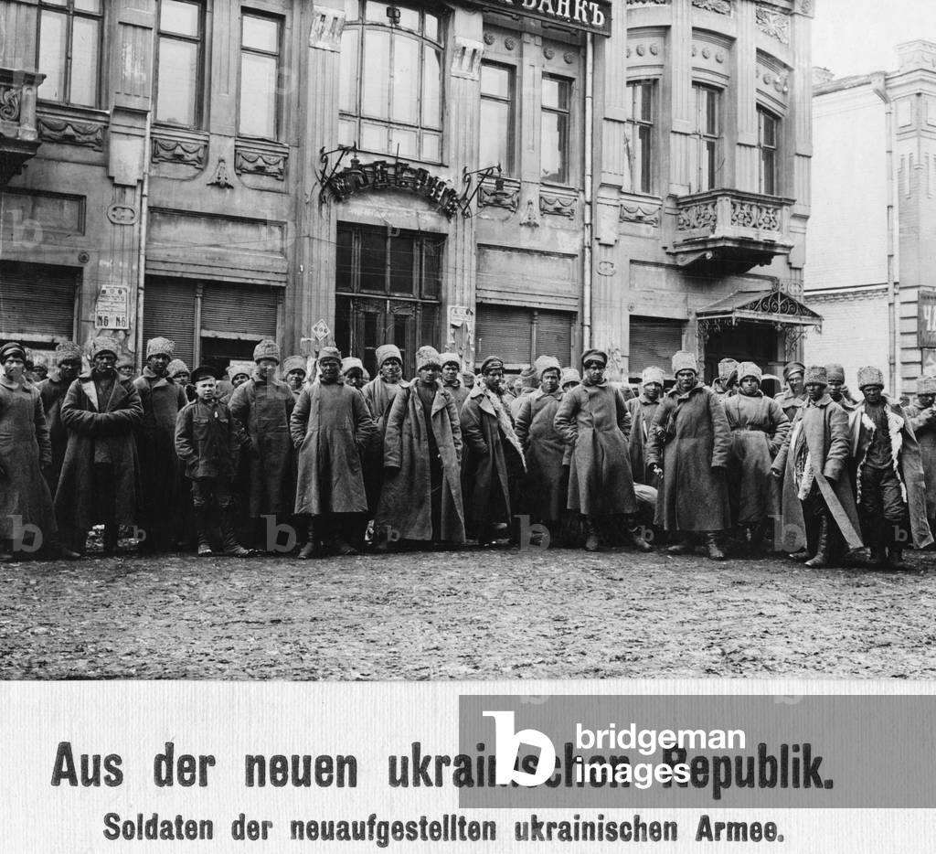 Image of Soldiers of the Ukrainian army, 1918 (b/w photo)