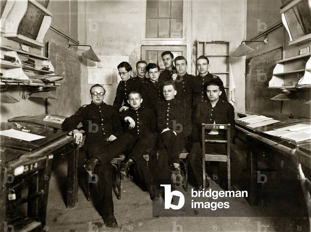 Image of Students of the Ecole Polytechnique de Paris in a study