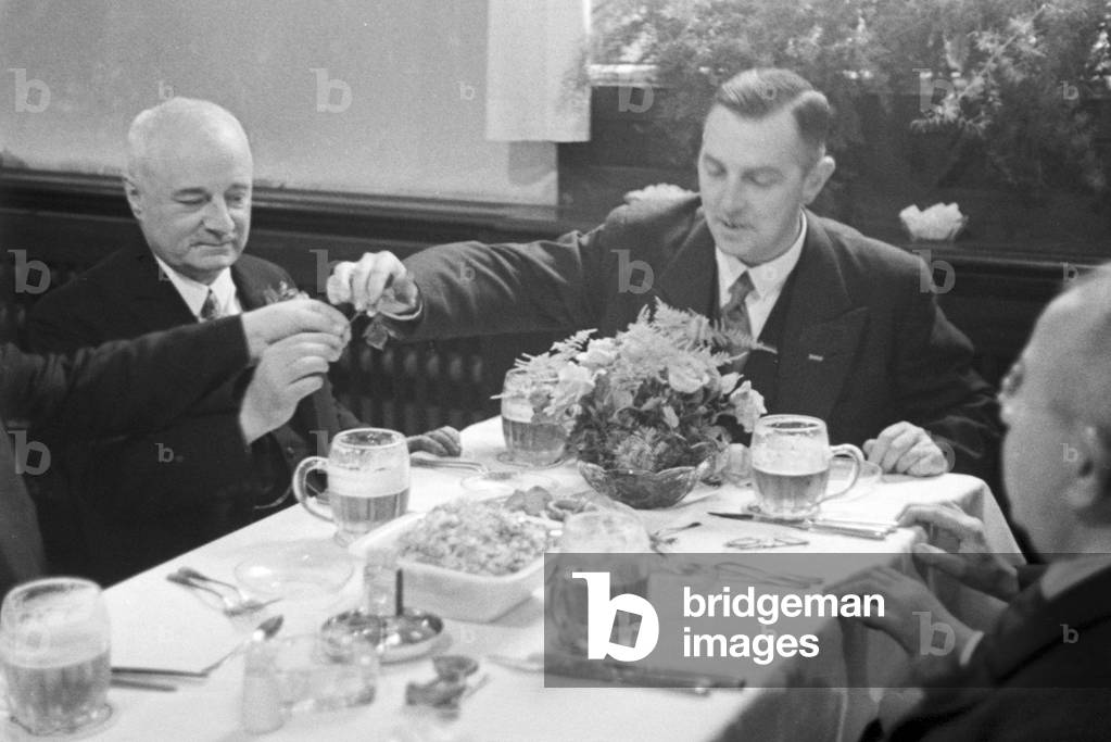 Image of Special guests at the banquet after the Diesel anniversary ...