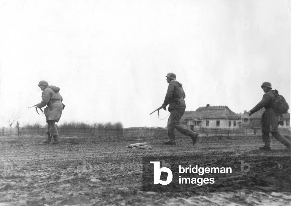 Image of German Infanterymen in the Battle of Shitomir, 1943 (b/w
