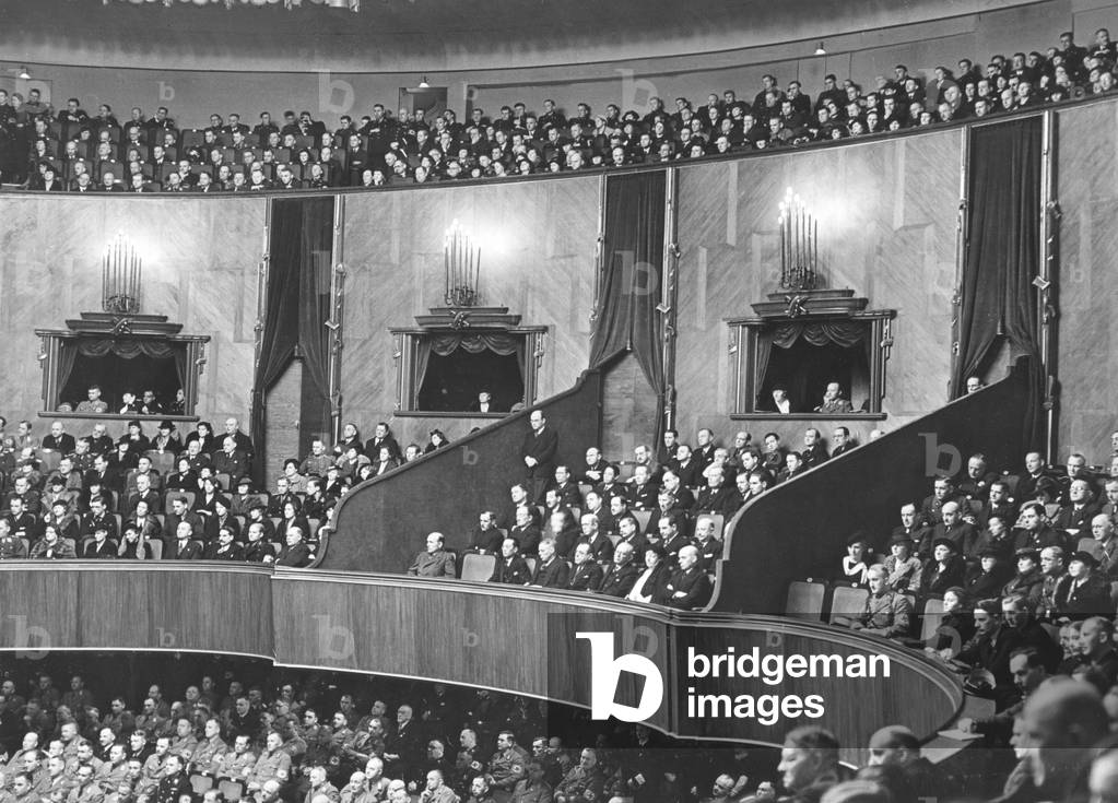 Diplomat's lodge during the session of the Reichstag in the Berlin ...