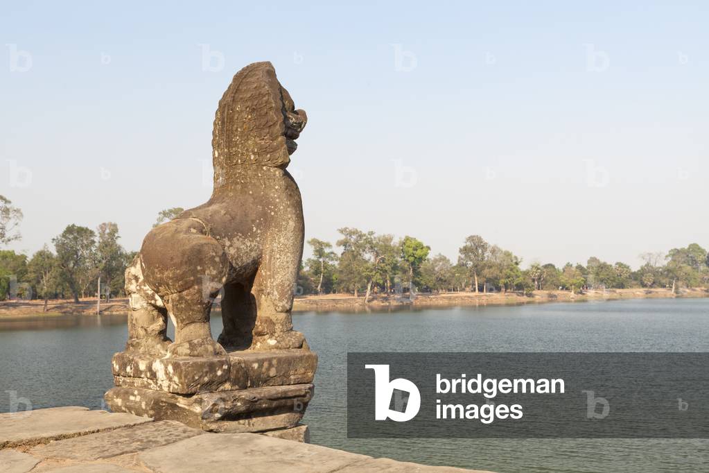 Image of The guardian lion above the eastern baray at Angkor, Siem